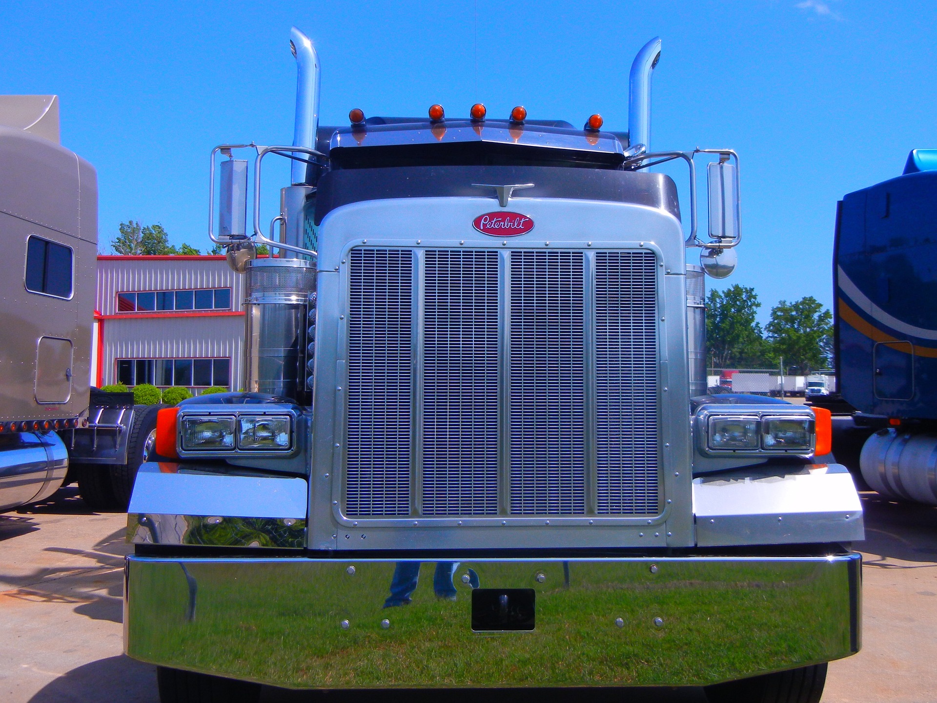 Heavy Equipment Transport Alaska - Logi Transports - Fast & Reliable ...